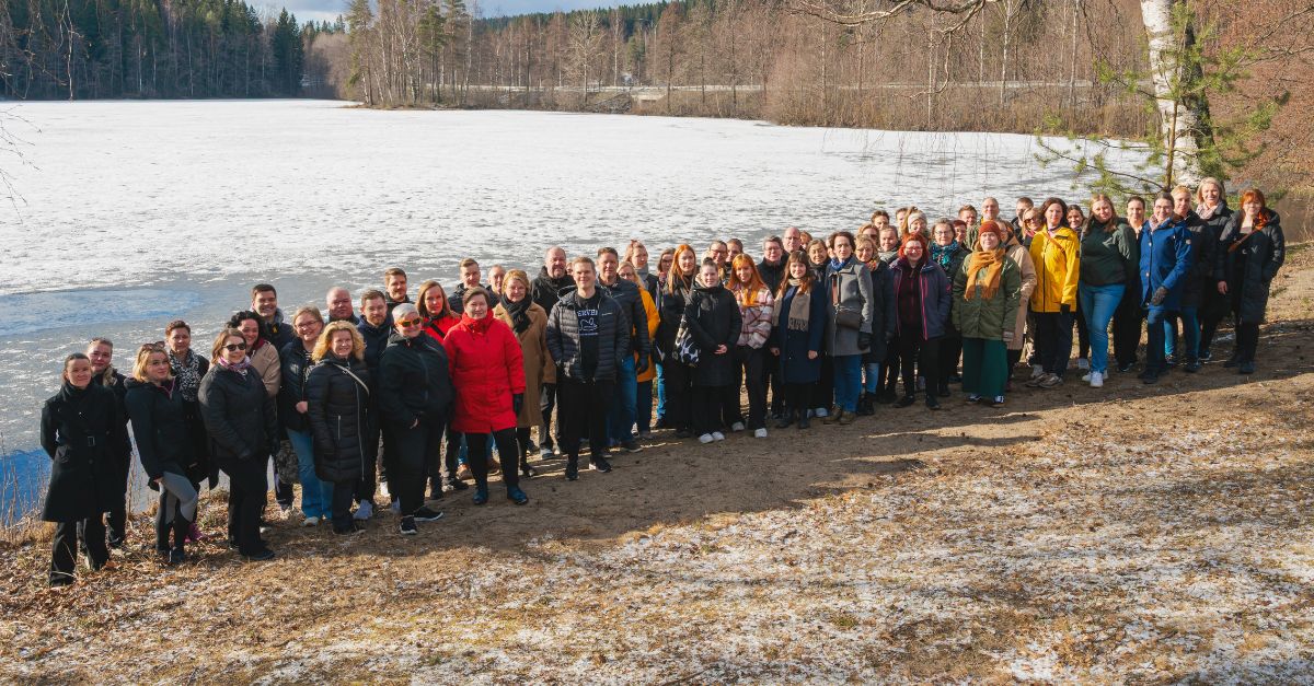 Henkilöstö ja johtaminen - Sansia Oy